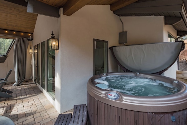 Hot Tub | Sauna | Game Room! 5 Acres - 2 Miles From Downtown - Durango