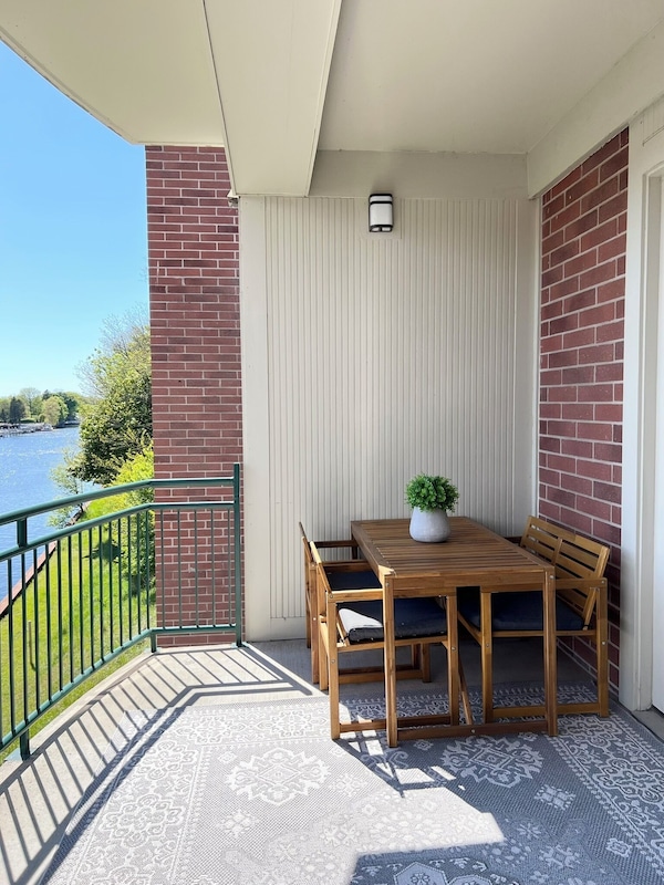 Modern Condo On Manistee River Just Steps Away From Downtown! - Manistee, MI