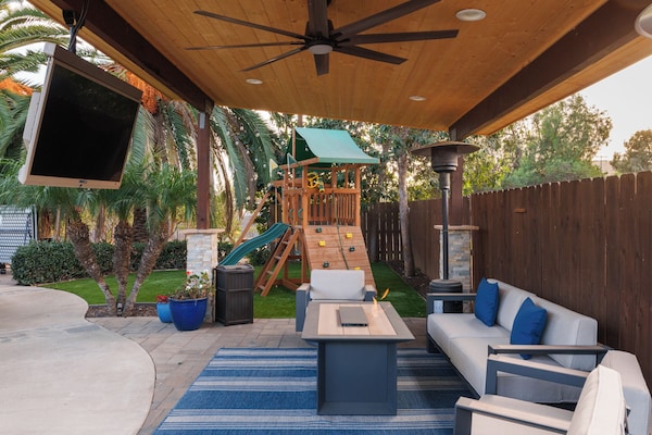 Stunning Private Resort With A Pool And Hot Tub - Escondido, CA