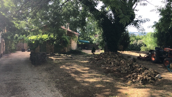 A Lovely Cottage Where Guests Are In A Quiet Place Completely Private. - Saint-Georges
