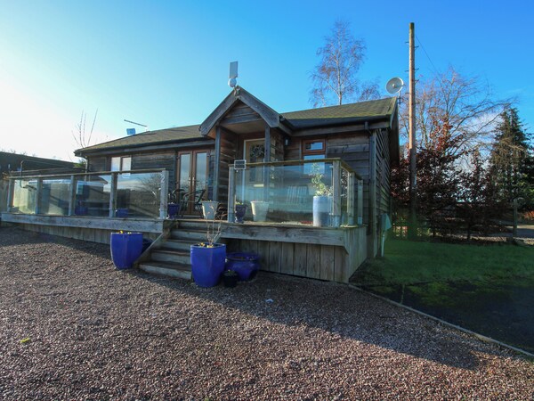Hillview, Family Friendly, With Hot Tub In Cleobury Mortimer - Shropshire