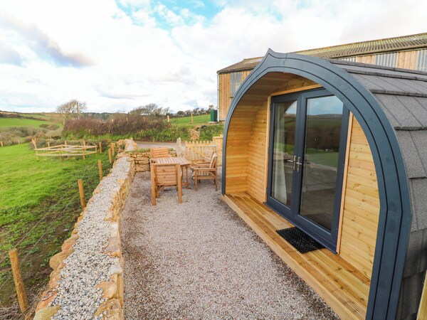 Audrey, Pet Friendly, With A Garden In Newlyn - Penzance
