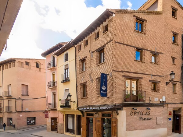 Apartment 'Petronila' With Wi-fi And Air Conditioning - Daroca