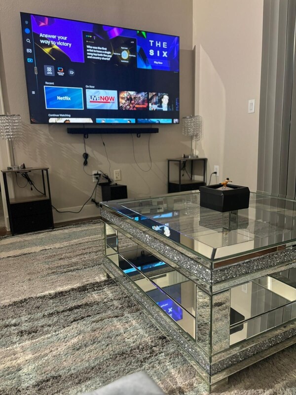 Sophisticated Stay 2-bedroom Apartment With Ac, Fitness Room In Awesome Houston - Houston, TX