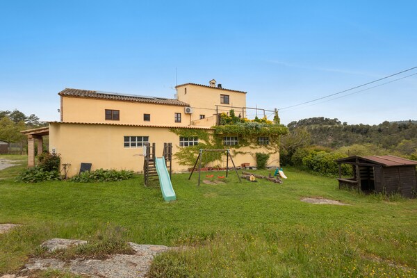 Country House 'Cal Panxeta' With Mountain View, Wi-fi And Air Conditioning - Sallent