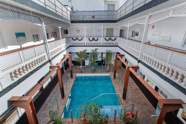 Vacaciones 'Casa Paula - 25' Con Vistas A La Montaña, Piscina Compartida Y Wi-fi - Ingenio