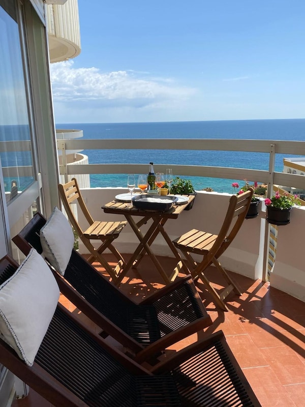 Apartamento '3 Castelos Sunset - Praia Da Rocha' Con Vistas Al Mar, Piscina Compartida Y Wi-fi - Portimão