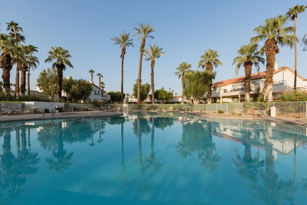 Sunshine, Golf, Tennis & Swim At The Palmera - Palm Desert, CA
