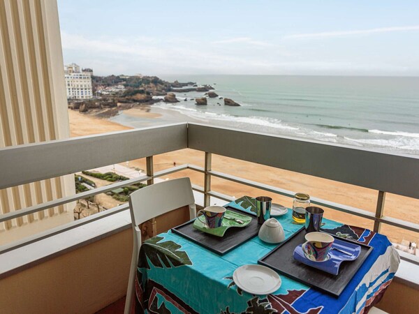 Seafront Studio With Pool And Wi-fi In Biarritz - Biarritz