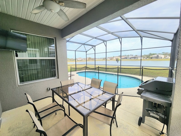 Dream Lake-view Retreat Near Disney Private Pool & Family Comfort Awaits - Kissimmee