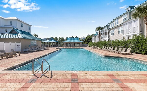 Sea Shell Cottage - 6 Seater Golf Cart - 3 Bikes - Seaside, FL