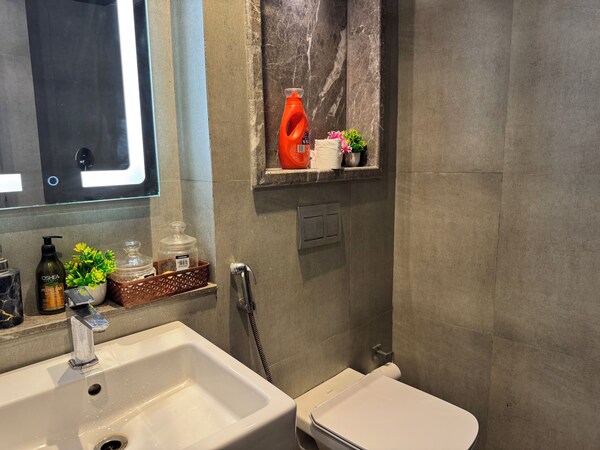 Cityscape By Royal Retreat Suites \N\n\n\n\n - Noida