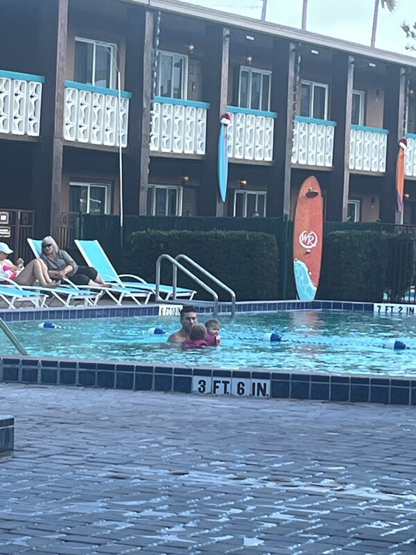 Cozy 2-bedroom Resort In Charming Cocoa Beach With Ac, Wifi - Cocoa Beach, FL