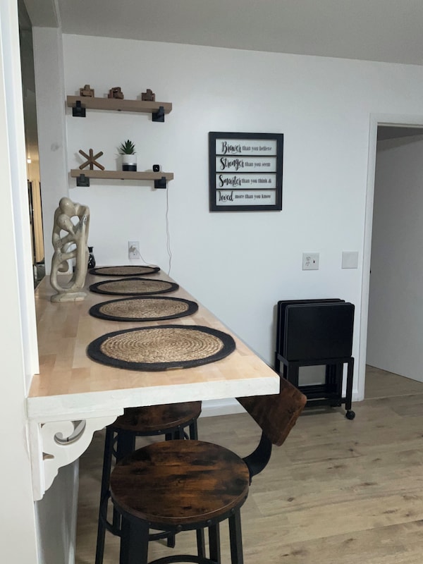 Newly Renovated Single Family Home With Attached Guest Suite - Chestertown, MD