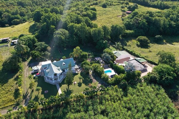 "A Peaceful Escape: A Haven Of Peace For A Restful Stay In Marie Galante. - Marie-Galante