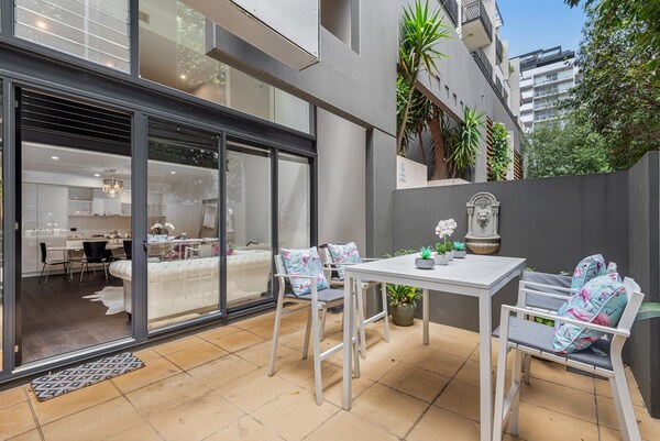 Chic Loft With Terrace & Premium Amenities Access - Richmond