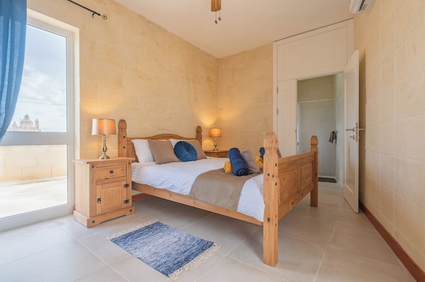 Ellie Boo - Farmhouse W/ Pool, Hot Tub, Games Room - Malta