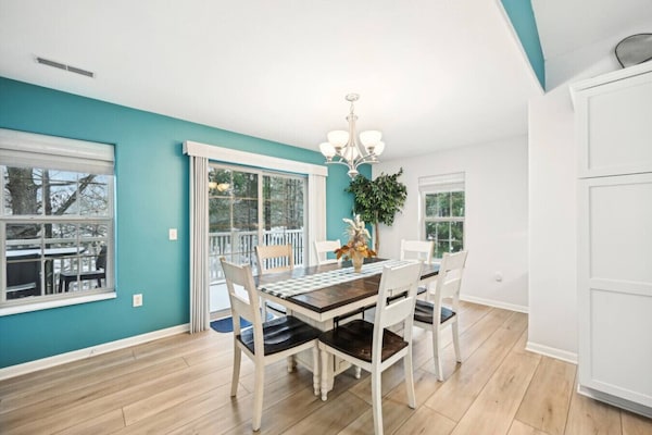 Vacation Awaits At Delton Grand - Lake Delton, WI