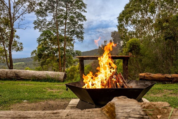 Welcome To Kookaburra Cabin At Nebesa Nature Retreat - Springbrook