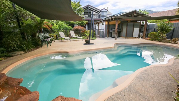 Battenberg At Bright : Dog Friendly Family Oasis - Bright