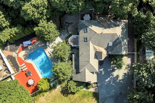 Sagamore Manor - Luxury Xl Cape Retreat, Heated Pool, Minutes To Beaches! - Sandwich, MA