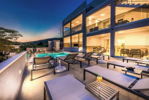 Villa Poco Loco - Deluxe Apartment With Sea View - Cavtat