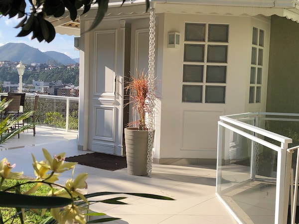 Aconchegante Casa Com Piscina E Lazer Completo. - Teresópolis