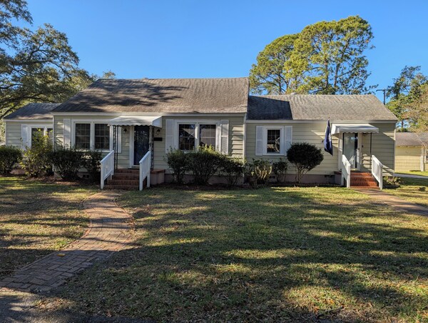 Charming Coastal Retreat In Willowbank Near Downtown Georgetown - Georgetown, SC