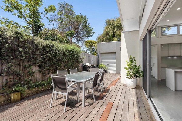 Relax By The River Barwon Heads Coastal Escape - Leopold