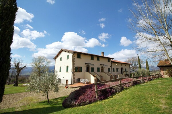 Tuscan-styled Apartment In Tuscany/elba - Poppi