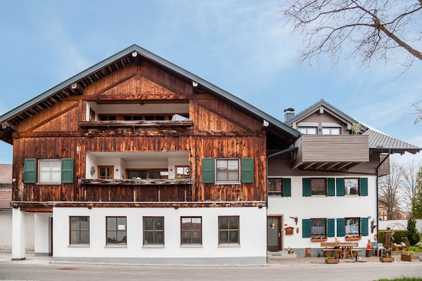 Apartamento 'In Roßhaupten' Con Vistas A La Montaña, Jardín Compartido Y Wi-fi - Füssen