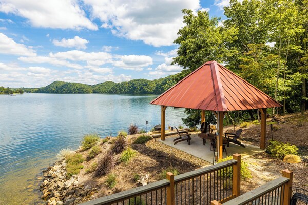 Luxury Lodging On Claytor Lake - Virginia
