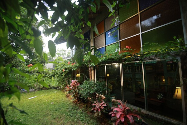 Terrific Chalet With Wifi In Charming Kandy - Kandy