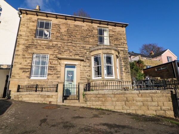 Belgrano, Pet Friendly, Character Holiday Cottage In Matlock Bath - Matlock