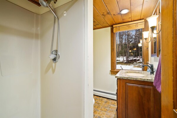 Mountain View Chalet Fabulous Views Large Entertaining Area Just Off Killington Road - Killington, VT
