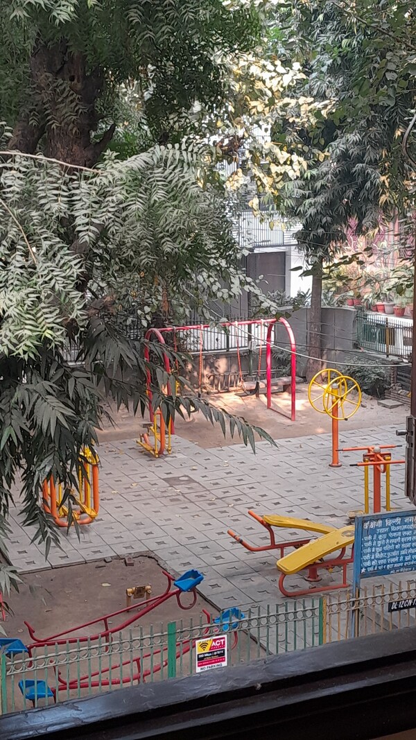 Ashoka Homes-stylish-2 Bhk Apartment In Lajpat Nagar New Delhi With Ac, Wifi - Neu Delhi