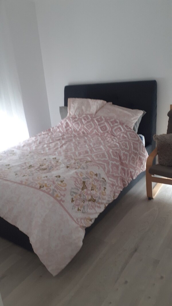 Appartement Dans Résidence Calme - Bobigny