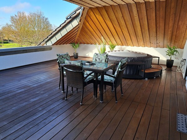 Dg - Apartment On The Outskirts - Rijnland-Palts