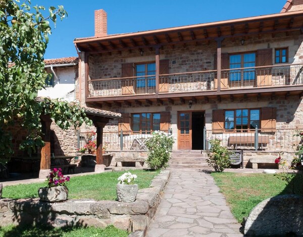 Maison De Campagne "Vielba" Avec Vue Sur Les Montagnes, Terrasse Privée Et Wi-fi - Barruelo de Santullán