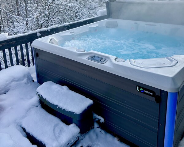 Peak Convenience- Spacious Resort Retreat On Holiday Valley - Ellicottville, NY