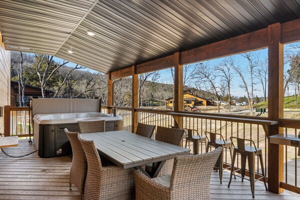 Private Hottub-minutes To Table Rock & Thunder Ridge-free Attraction Tickets - Branson, MO