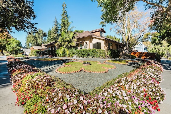 Blueground | Palo Alto, Ac, W/d, Nr Stanford - Palo Alto