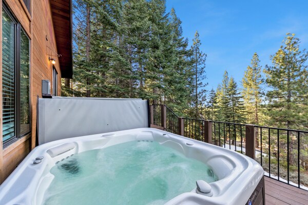 The Sportsman: 5br, Hot Tub, Sauna, Pets - サウス・レイク・タホ, CA
