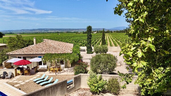 House Rental With Swimming Pool In The Heart Of The Gigondas Vineyards - Gigondas
