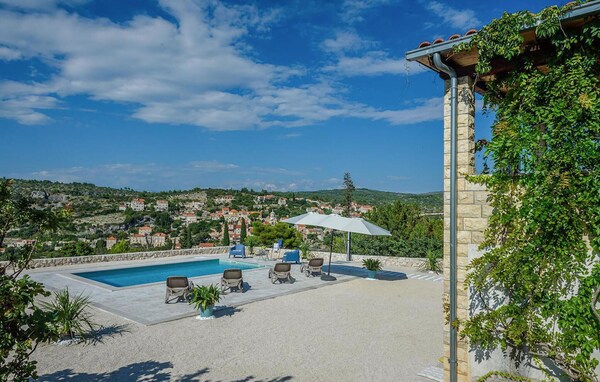 Preciosa Casa De 1 Dormitorio En. - Brač