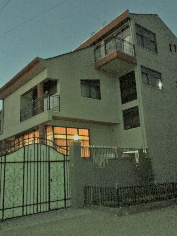 Affordable, Spatial & Decent Guest House @ Heart Of Lebu, Nefas Silk Area - Addis Abeba