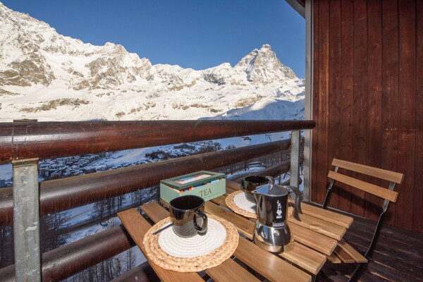 Cervinia - Ski In Ski Out Apartment, Mountain Views, Smart Tv & Wifi - Erza Due - Zermatt