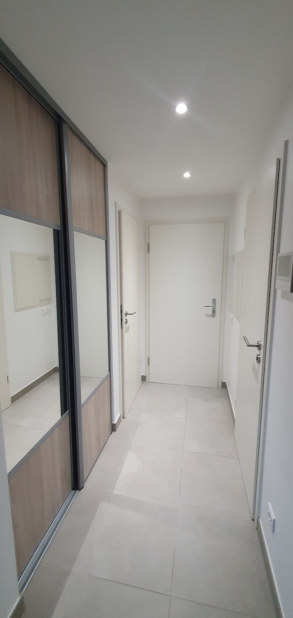 1 Bedroom Apartment Itzig (Hesperange) - Luxemburg