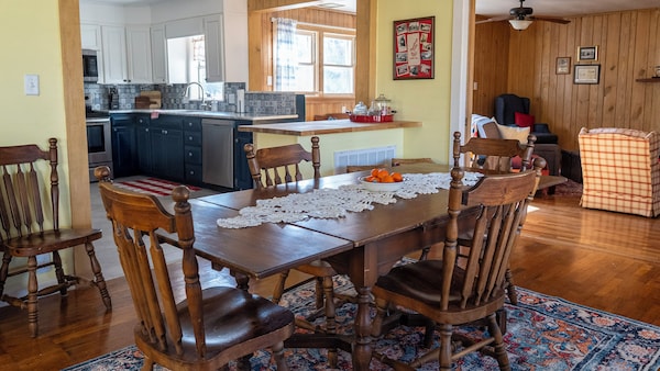 Family Farmhouse With Animals In Hot Springs - Hot Springs, AR