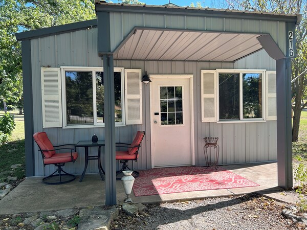 Charming 2-bedroom Cottage In Dexter With Ac, Wifi. Enjoy Your Stay - Kansas